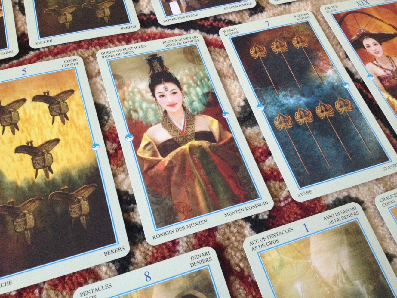 China Tarot: A Deck Review and the Traditional Chinese Art of Der Jen ...