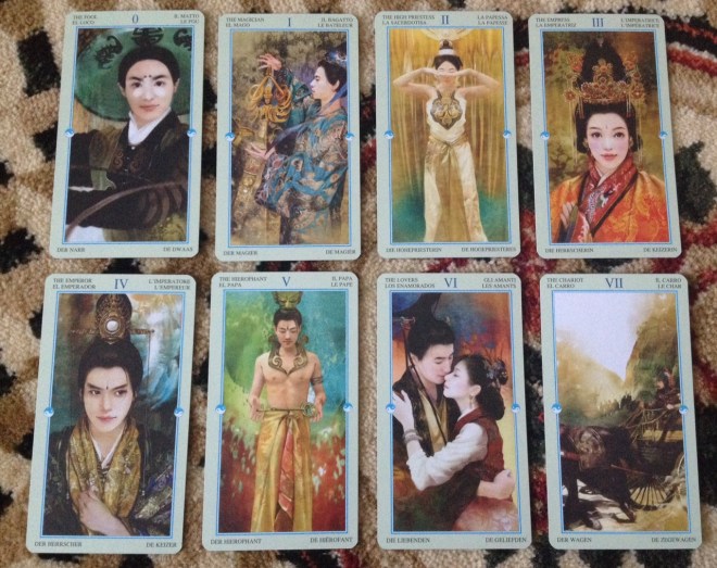 China Tarot: A Deck Review and the Traditional Chinese Art of Der Jen ...