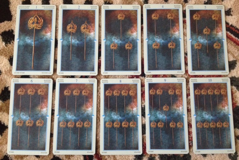 China Tarot: A Deck Review and the Traditional Chinese Art of Der Jen ...