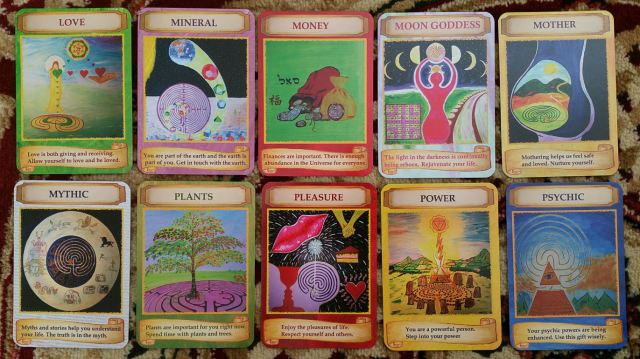 Review of the Labyrinth Wisdom Cards – benebell wen