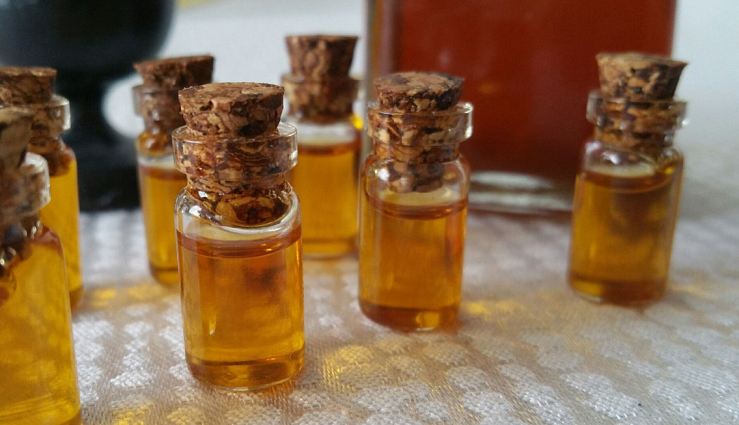 On Spell Oils (Cf. Anointing Oils) – benebell wen