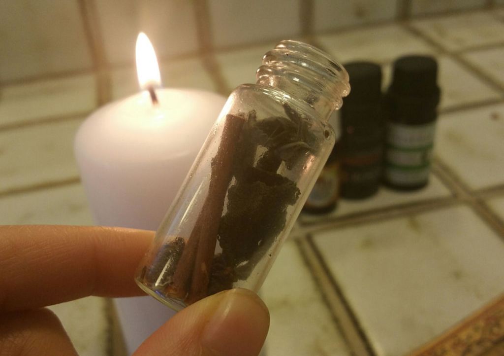 On Spell Oils (Cf. Anointing Oils) – benebell wen