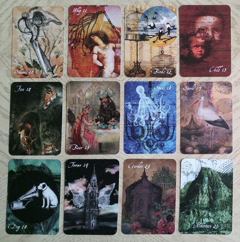 Reviewing the Lunar Nomad Oracle by Shaheen Miro – benebell wen