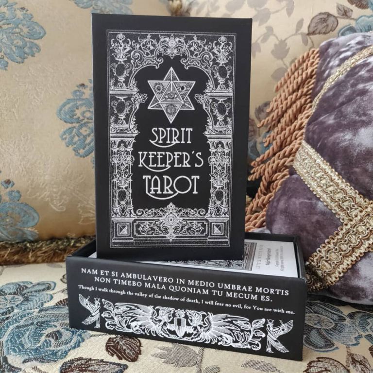 Pre-Order the Spirit Keeper’s Tarot – benebell wen
