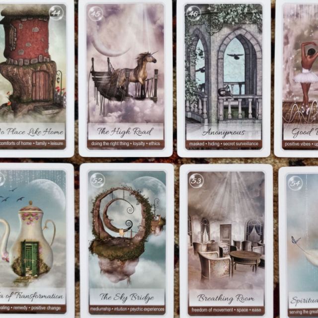 Top 5 Oracle Decks of 2018 – benebell wen