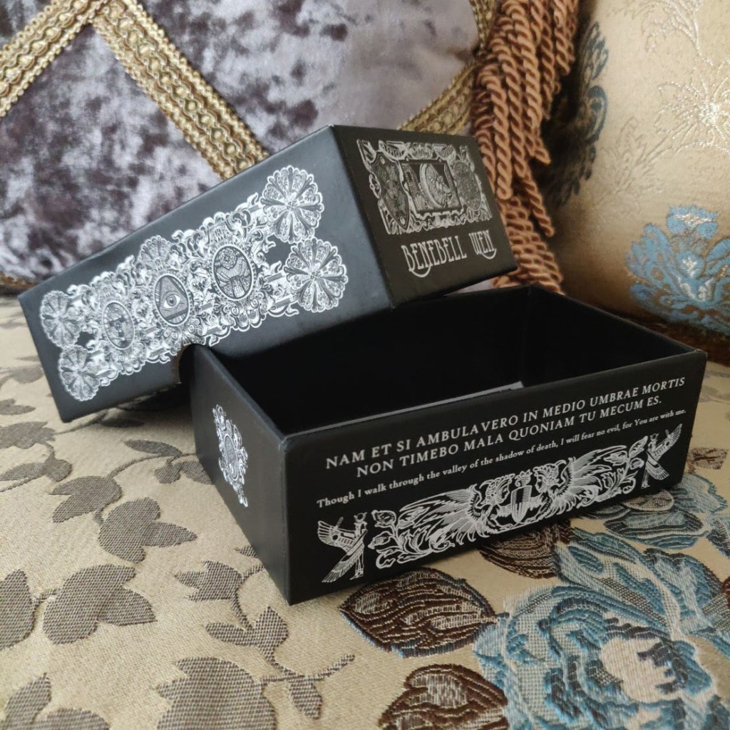 Redesigning the SKT Tarot Box – benebell wen