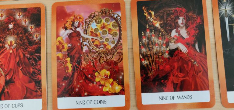 The Chakra Wisdom Tarot by Tori Hartman – benebell wen