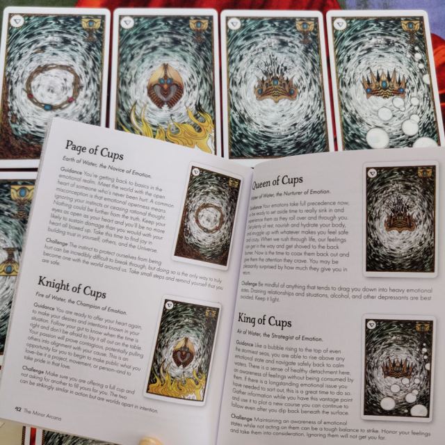 Flip-through of the Elemental Power Tarot – benebell wen