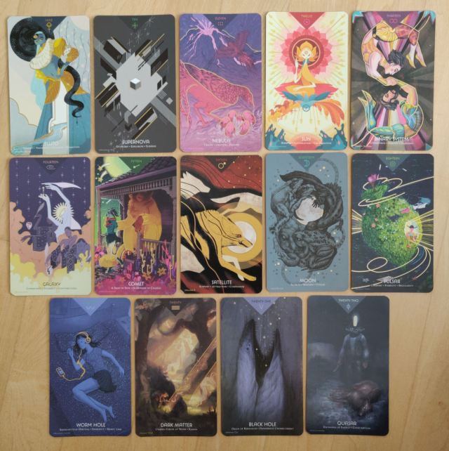 Cosmos Tarot and Oracle – benebell wen