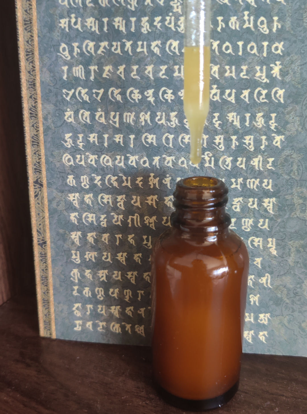 Antiviral Oil: Holistic Wellness Meets Occult Praxis – benebell wen
