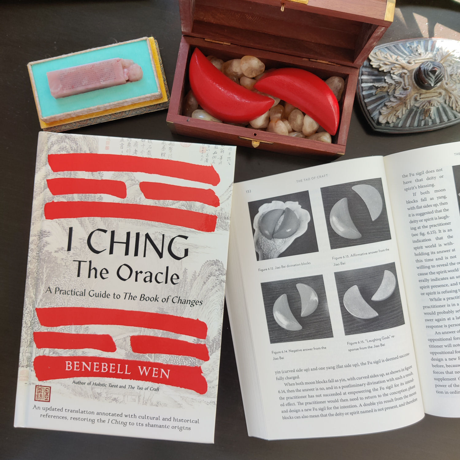 I Ching Divination with Moon Blocks – benebell wen