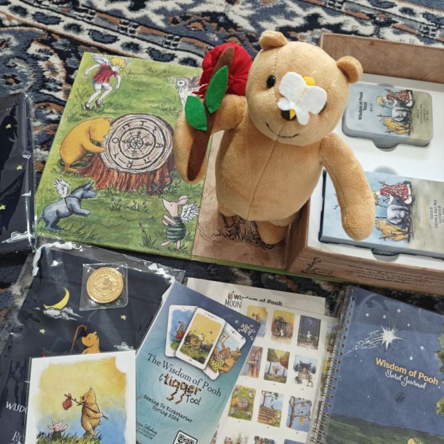 Wisdom of Pooh Tarot: Christopher Robin Box Set – benebell wen